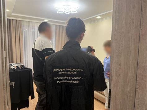 «Виїзд під ключ за 18 5 тис доларів тернополянин організував схему втечі чоловіків за кордон