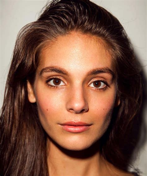 Caitlin Stasey Papeis De Parede Hd 370 Caitlin Stasey Fotos Und