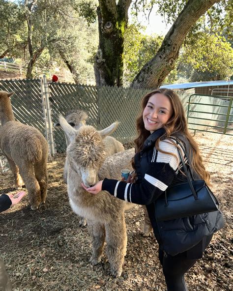 Emily Jauregui Emilynjauregui • Instagram Photos And Videos