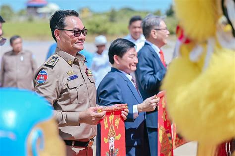 ឱកាសការងារ និងលើកកម្ពស់ជីវភាពពលរដ្ឋប្រមាណជិត៦ម៉ឺននាក់ នៅក្នុងខេត្តកំពង់ស្ពឺ សារព័ត៌មាន នគរវត្ត