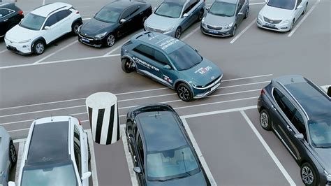 크랩 주행·제자리 회전까지현대모비스 ‘e 코너 시스템 도로 주행 성공 이투데이