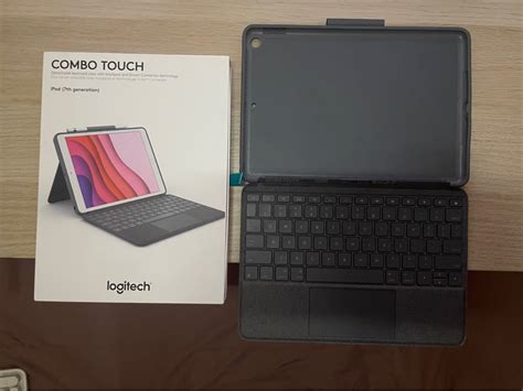 Logitech Combo Touch Keyboard Case With Trackpad For Ipad Th Generation Ipad Keyboard