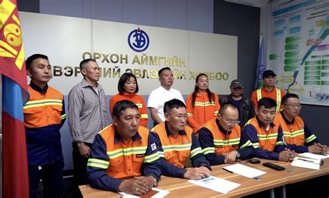 Эрдэнэт Үйлдвэр ТӨҮГ ын ажилчид энэ сарын 30 наас хэсэгчилсэн ажил хаялт эхлүүлэхээ мэдэгдэв