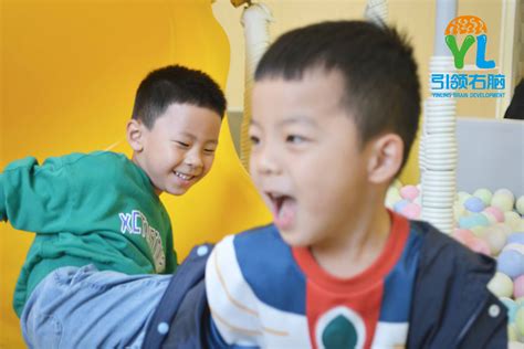 家庭早教与早教中心有什么区别？ 哔哩哔哩