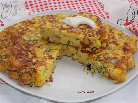 Солена пита од бајат леб и тиквички Moirecepti