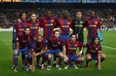 اسم بازیکنان بارسلونا 2007 عکس و ترکیب نوستالژی خاص