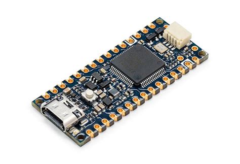 Arduino Nano R4 Microcontrôleur Renesas Ra4m1 Dans Format Compact 45×18 Mm Avec Connecteur Qwiic