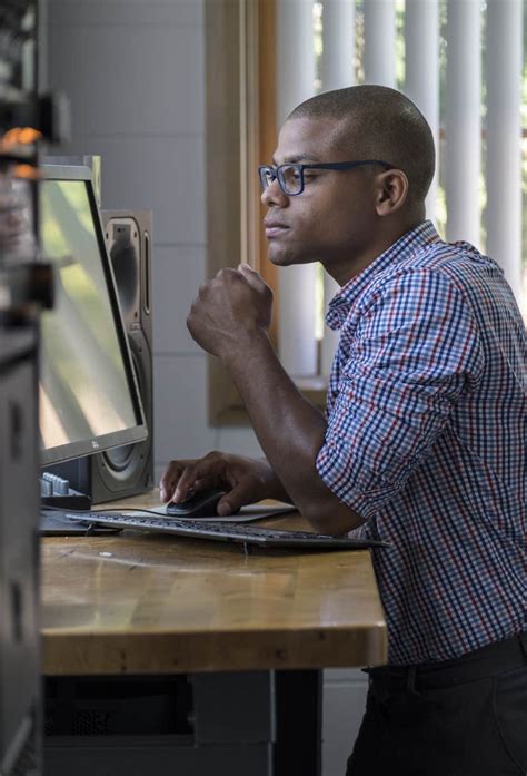 How To Fast Track A Job Application According To A Recruiter Yourtango