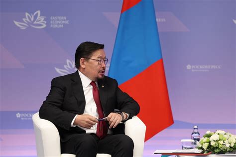 Монгол Улсын Ерөнхий сайд Г Занданшатар ОХУ ын Ерөнхийлөгч В В Путинд бараалхлаа