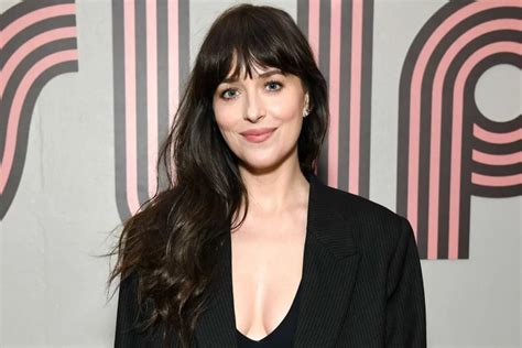 Dakota Johnson Steals The Show With Fun And Flirty Interview Antics