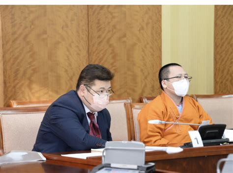 МҮОНРТ ийн Үндэсний зөвлөлийн гишүүнээр багш Д Жавзандорж жүжигчин Н Онон нарыг томилохыг