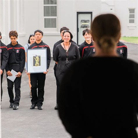 Tipene Titiro Tipene Titiro Matatau Ki Te Rangi