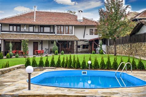 Вила бг Вили под наем къщи за гости и семейни хотели на планина