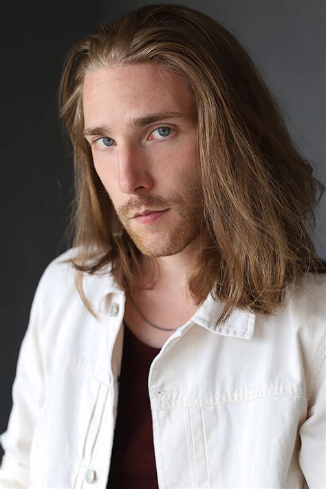 Raphaël Pilon Agence Marie Ève Lafond