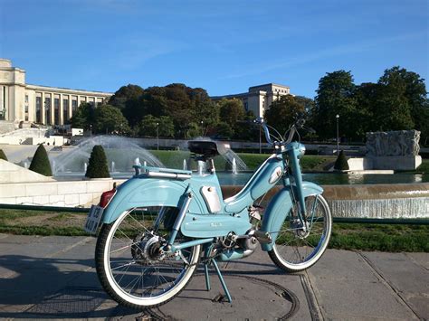 Mobylette Bleue Retro Passionfr