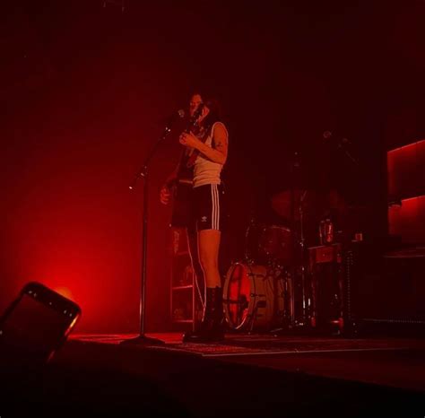 Pin On Lizzy Tours Film Ig Story