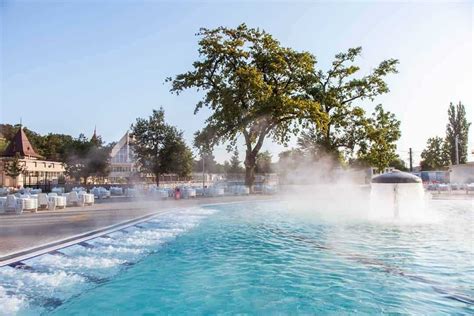 Bazinele și Baile Termale Din Sovata Statiuni Balneare