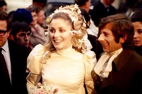 33 Lovely Photos Of Sharon Tate And Roman Polanski On Their Wedding Day