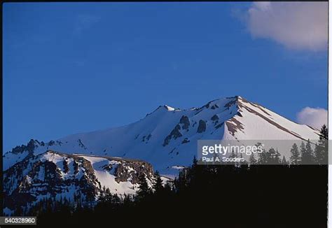 Mount Lassen Photos And Premium High Res Pictures Getty Images