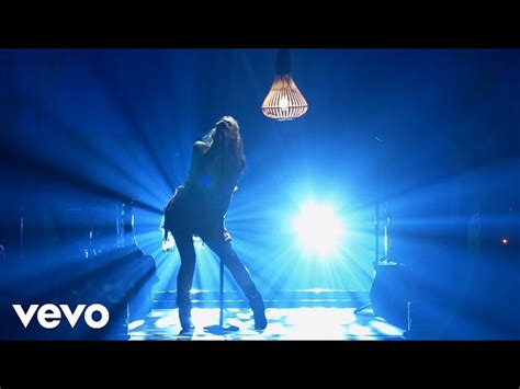 Continuous Glucose Monitor Cgm Vs Finger Prick Which Is Better For You