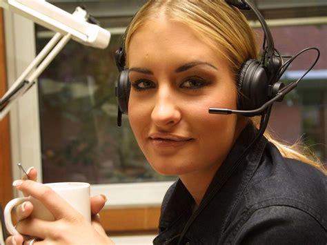 Hot Girls Wallpaper Bikini Solo Girls