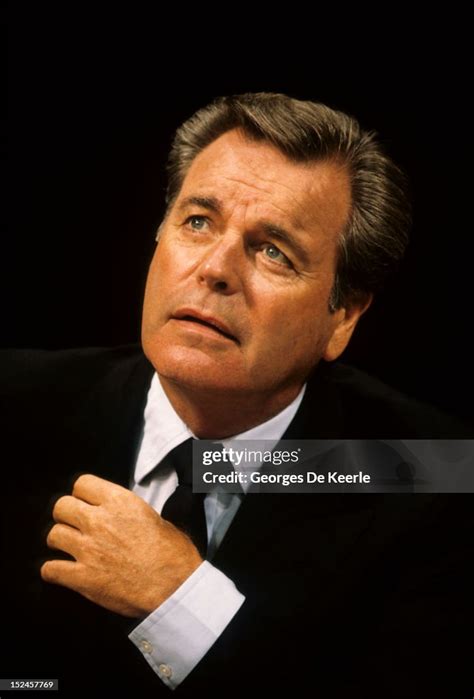 Actor Robert Wagner In London On September 26 1990 News Photo Getty