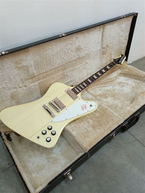 Gibson Firebird Hobbies And Toys Music And Media Musical Instruments On Carousell