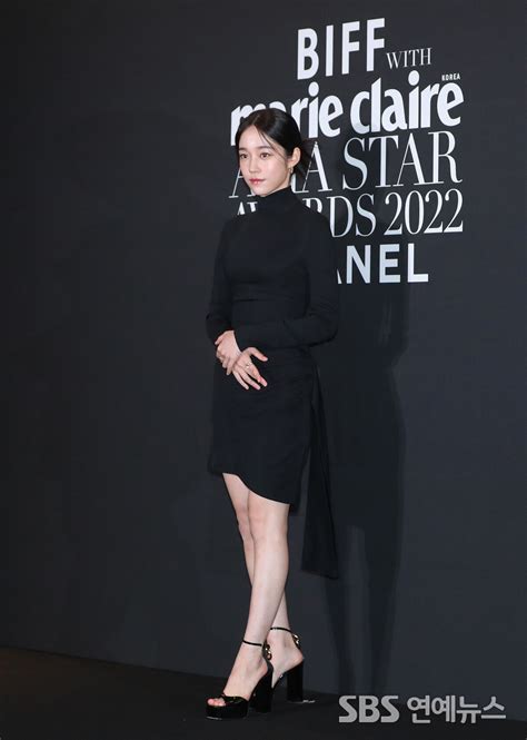 [27th Biff] 노윤서 블랙으로 감싼 청순 매력