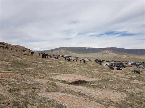 ҮНДЭСНИЙ ИХ БАЯР НААДАМ ӨРГӨН ДЭЛГЭР САЙХАН БОЛЛОО