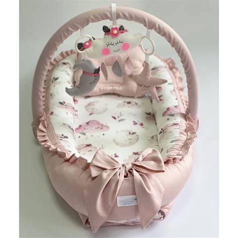 Гнездо кокон для новорожденного Кремовая Сказка