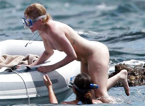 Avril Lavigne Porn Pictures Xxx Photos Sex Images 1520068 Pictoa