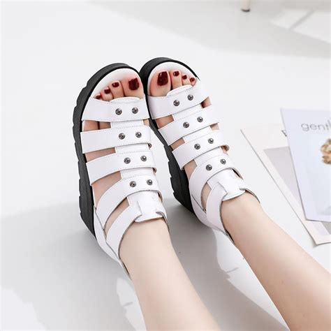 Купити Мода жінки взуття справжня шкіра нероб жінки Повсякденне взуття мяке зручне взуття жінки