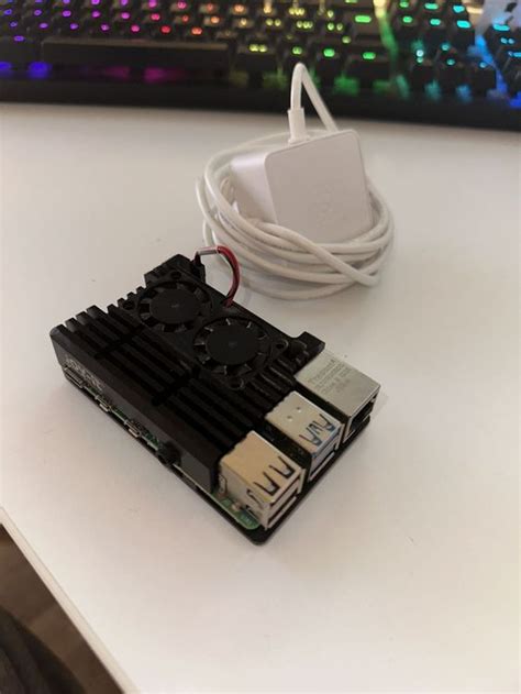 Raspberry Pi 4 Model B 8gb Ram Inkl Gehäuse Netzteil Kaufen Auf Ricardo