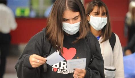 El Gobierno Le Puso Fin Al Uso Obligatorio Del Barbijo En Argentina