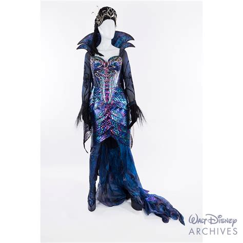 Queen Narissa Costume
