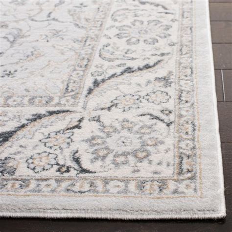 Safavieh Isabella 53 X 76 Light Grey And Cream Area Rug Nfm