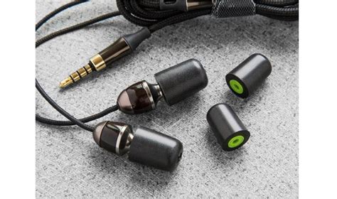 Wired Noise Isolating Earbuds