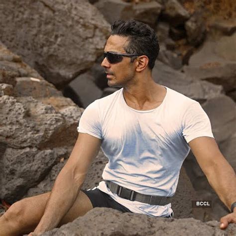 Tv Actor Abhinav Shuklas Debut Film Roar The Etimes Photogallery Page 14