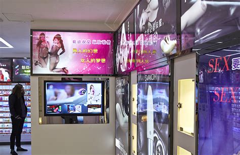 The List 7 Zany Vending Machines Around Shanghai SmartShanghai