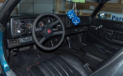 A Beauty In Blue 1979 Chevrolet Camaro Z28 Barn Finds