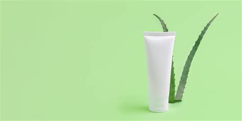 배경에 알로에 베라가 있는 빈 화장품 튜브 유기농 화장품 개념 큰 배너 기포에 대한 스톡 사진 및 기타 이미지 기포 떨어짐 레티놀 Istock