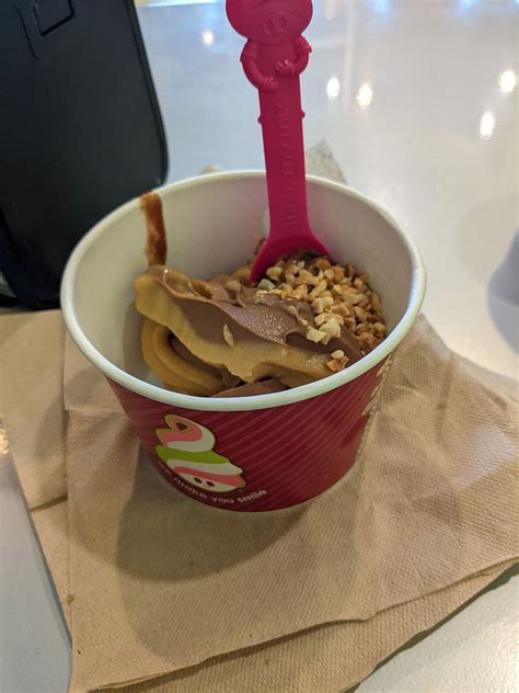 Menchies Frozen Yogurt Davie Florida Ice Cream Happycow