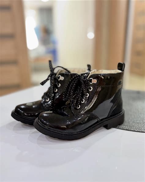 Дитячий комісійний магазин🇺🇦 Осінні чобітки 28 розміру 18см по устілці стан дуже гарний 🏷