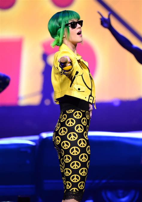 Katy Perry Performs Live At The Prismatic World Tour 07 Gotceleb