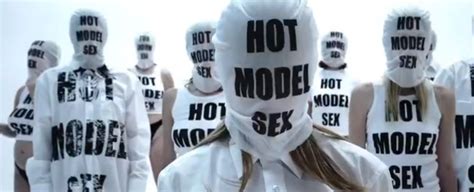 Hot Model Sex Clothing Shoes Accessories WHATS ON THE STAR