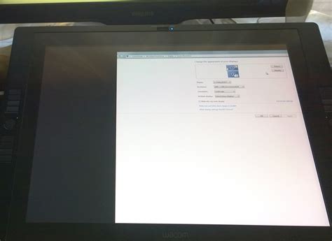 Screen Alignment And Size Issue Tom S Hardware Forum