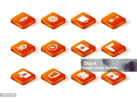 숲 카라비너 캠프파이어 나침반 노트북 응급 처치 키트 및 스위스 군용 칼 아이콘의 위치를 설정합니다 벡터 3차원 형태에 대한 스톡 벡터 아트 및 기타 이미지 Istock