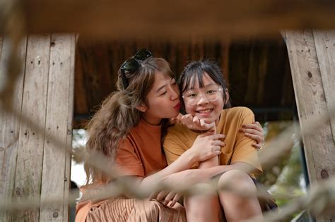 Con G I Mc Di P Chi M I Tu I Cao G N B Ng M