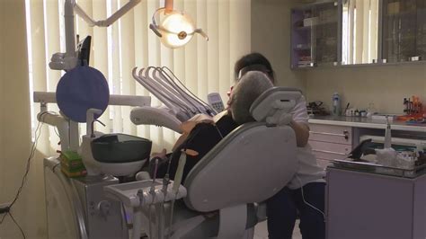 Будьте здорові Як правильно доглядати за ротовою порожниною та зубами поради від стоматолога