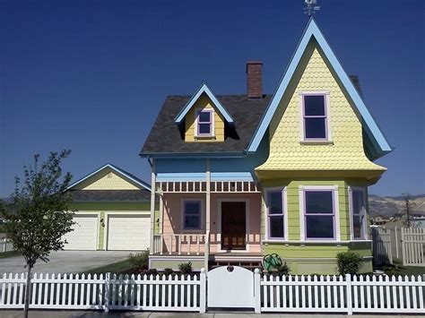 Disney Up House Costumes